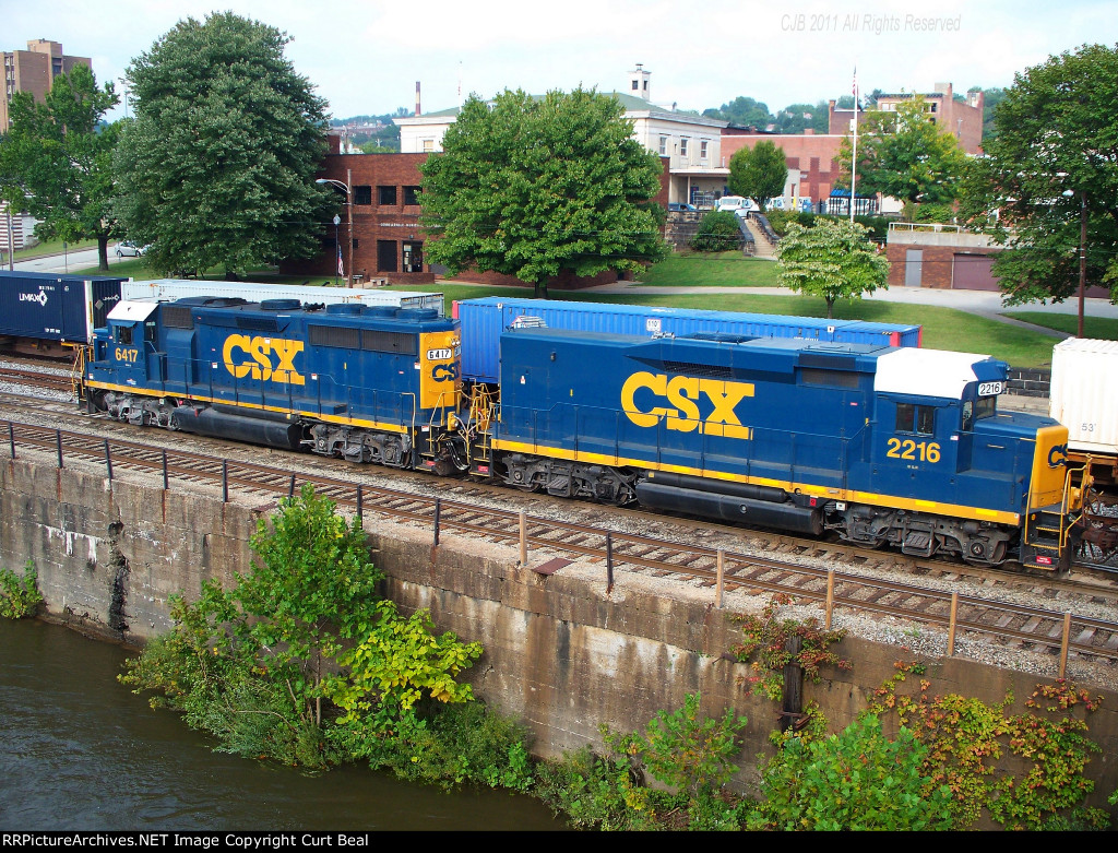 CSX 6417 and 2216